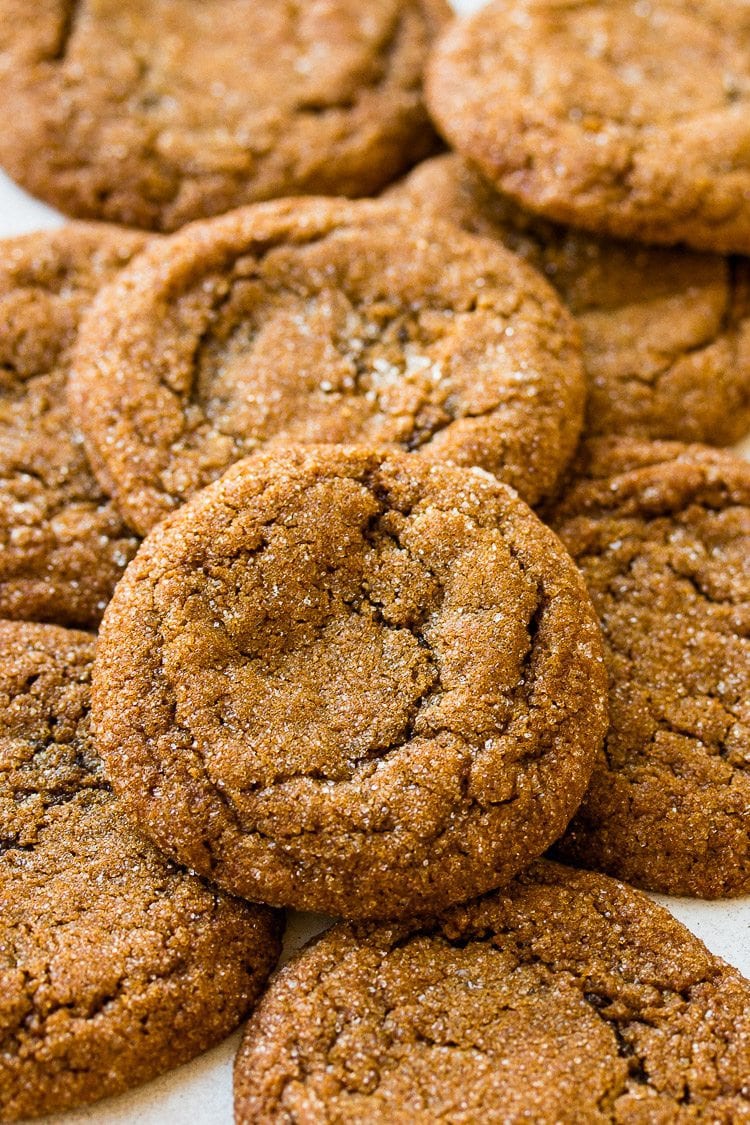 40 Best Christmas Cookies - Pretty. Simple. Sweet.