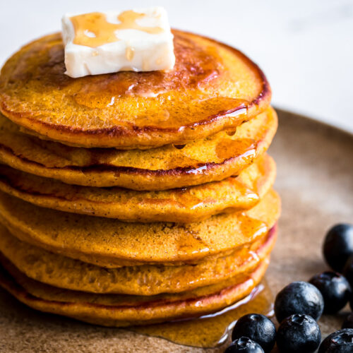 Perfect Fluffy Pumpkin Pancakes - Pretty. Simple. Sweet.