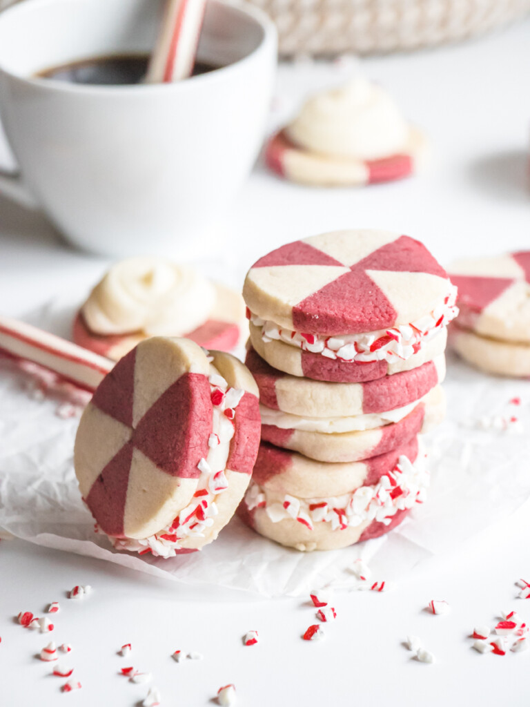 Peppermint Butter Cookie Sandwiches - Pretty. Simple. Sweet.