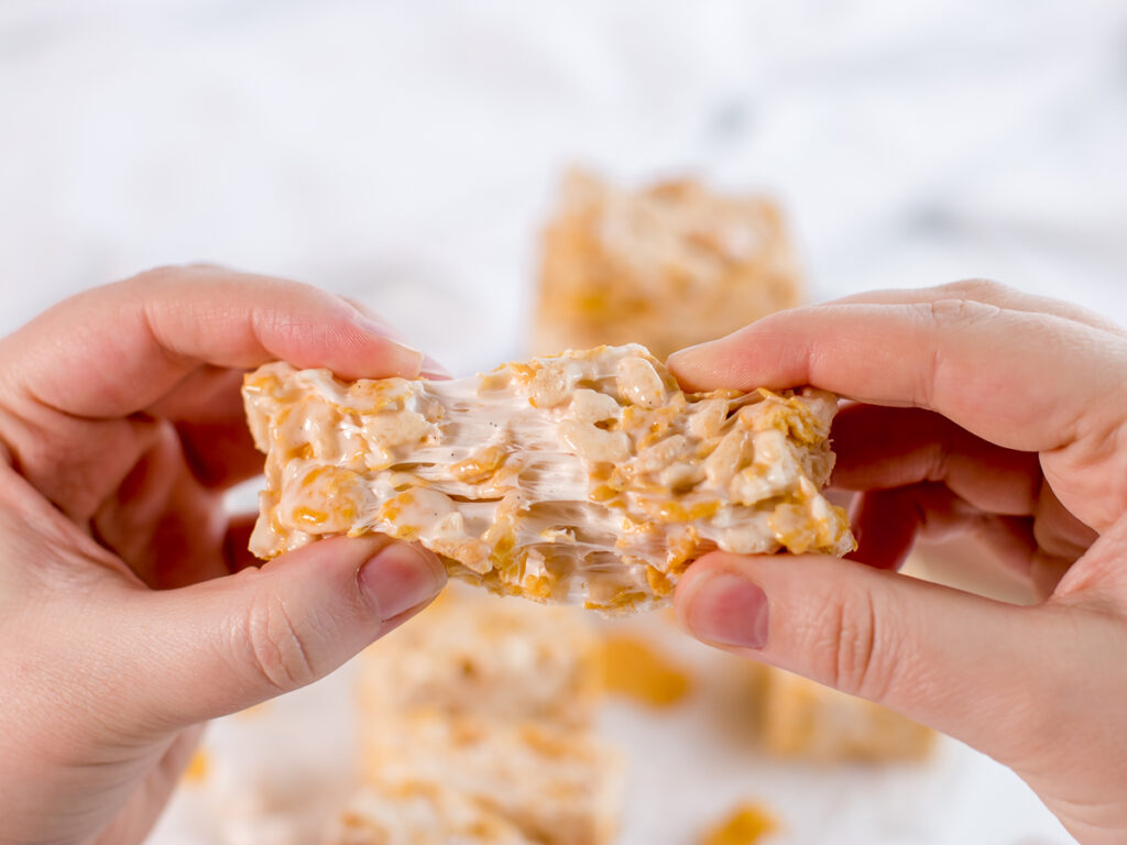 Cornflake Marshmallow Treats - Pretty. Simple. Sweet.